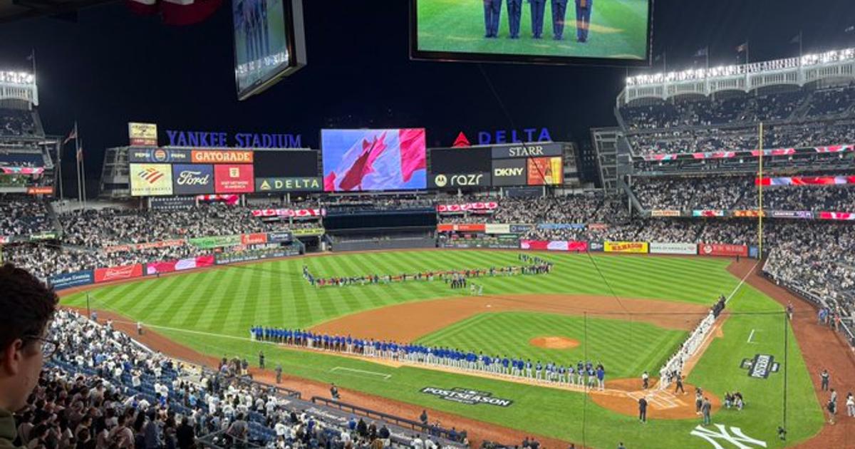 Yankees fans boo 'O Canada' ahead of Game 3 against the Blue Jays ...