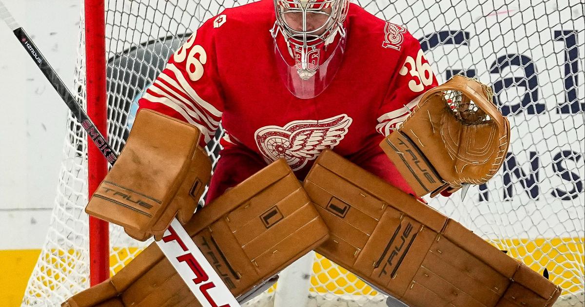 Absolute disaster for John Gibson in his Red Wings debut - HockeyFeed