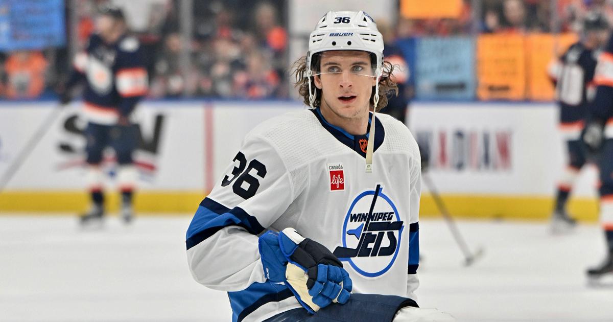 Jets and Morgan Barron sign new deal, avoid arbitration. - HockeyFeed