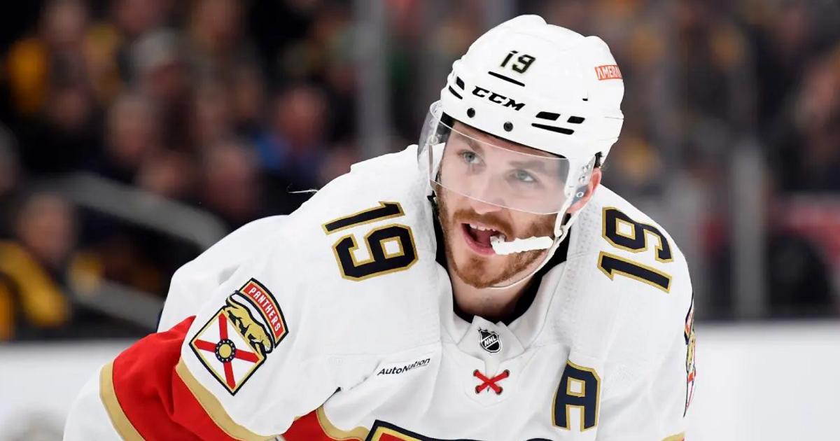 On sait maintenant à quel moment sera de retour Matthew Tkachuk, à ...