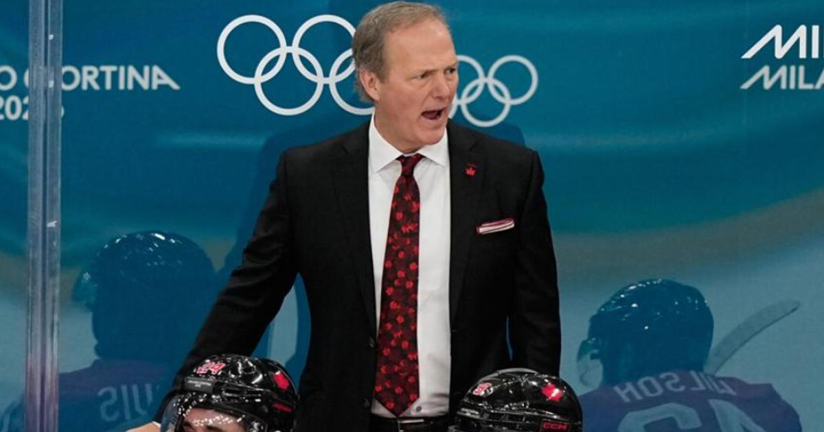 Jon Cooper raconte ce qui s’est passé sur le banc avant le tir de ...