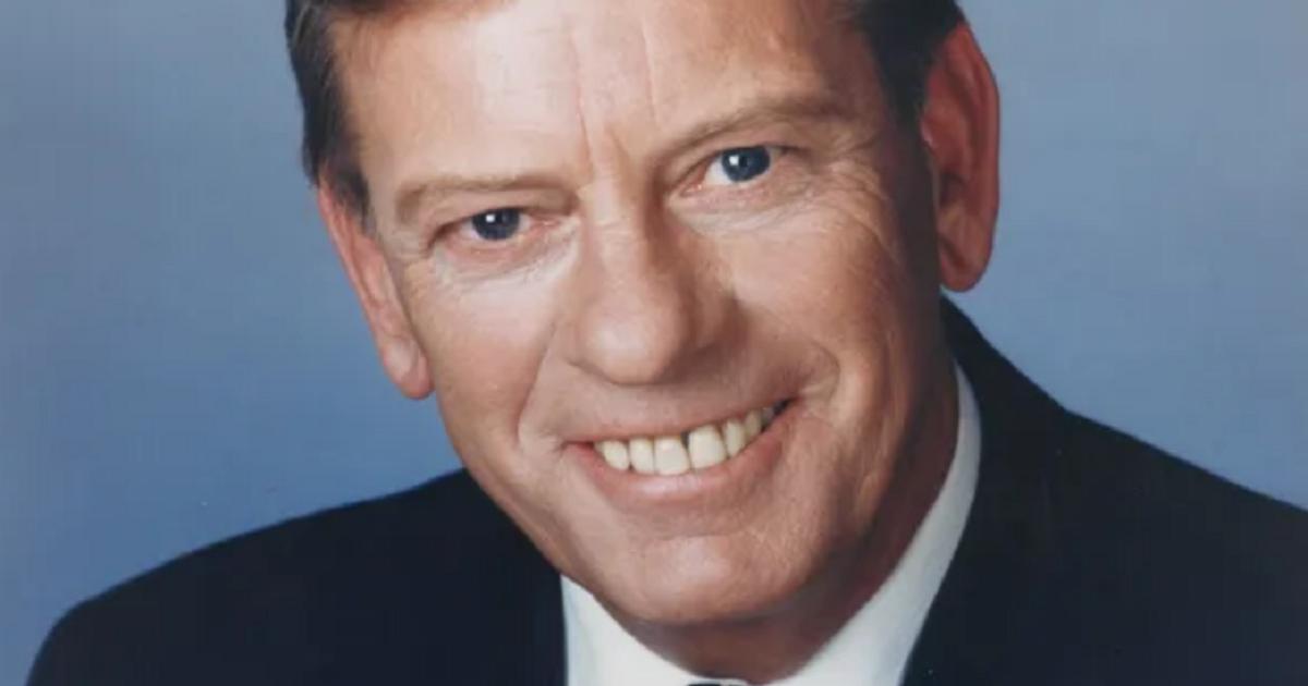 Long time Red Wings broadcaster Ray "Razor" Lane has died. - HockeyFeed